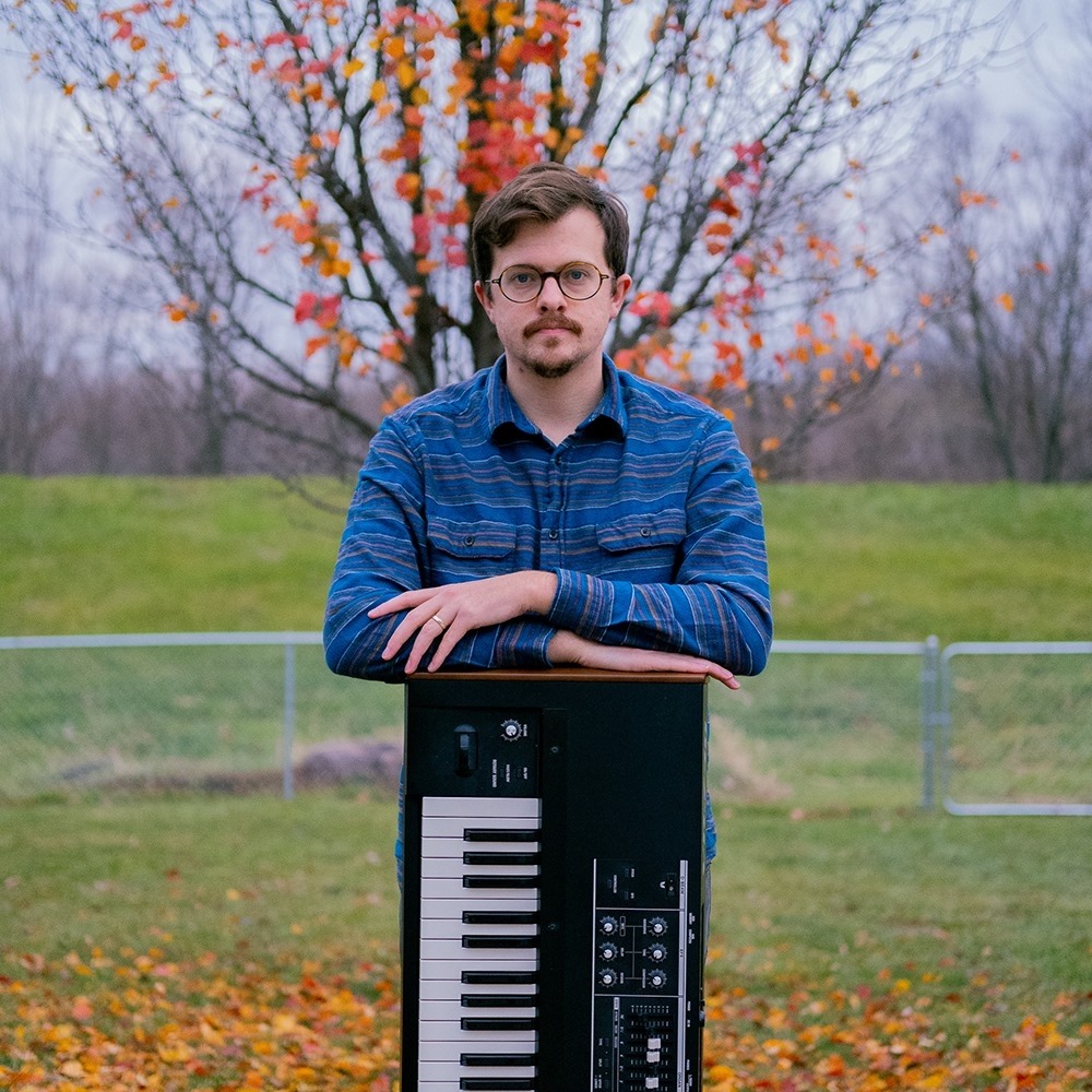 Plaza Presents: Ben Randall and Your Favorite Band – River Place Plaza